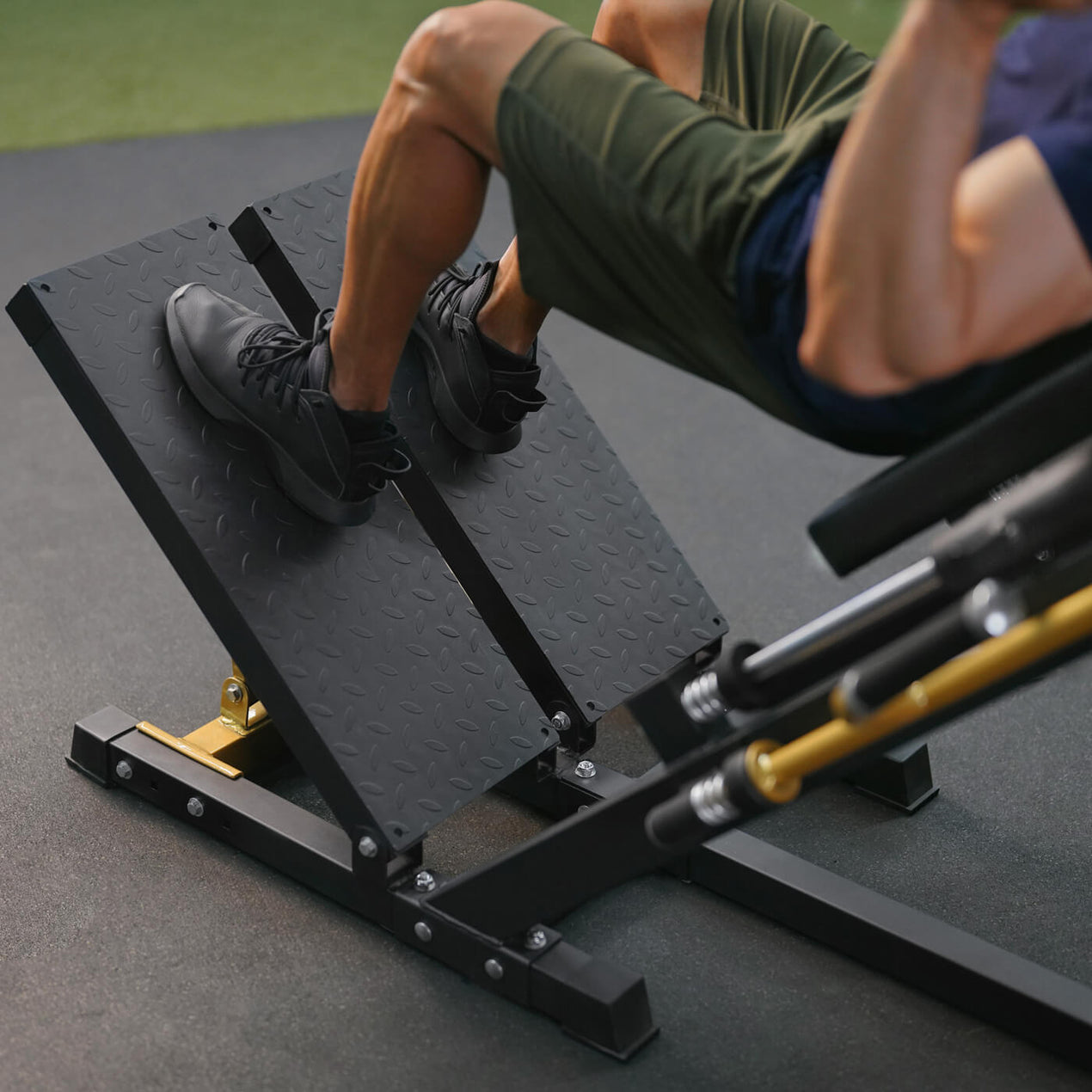 Hack Squat Machine with Adjustable ISO Foot Plate and Precision Linear ...